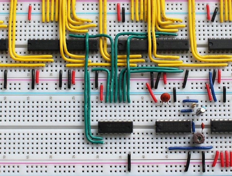 Circuit Troubleshooting | Student Projects